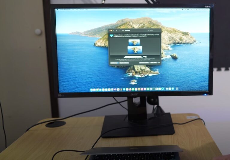 How to Close Laptop and Use Monitor Windows 11